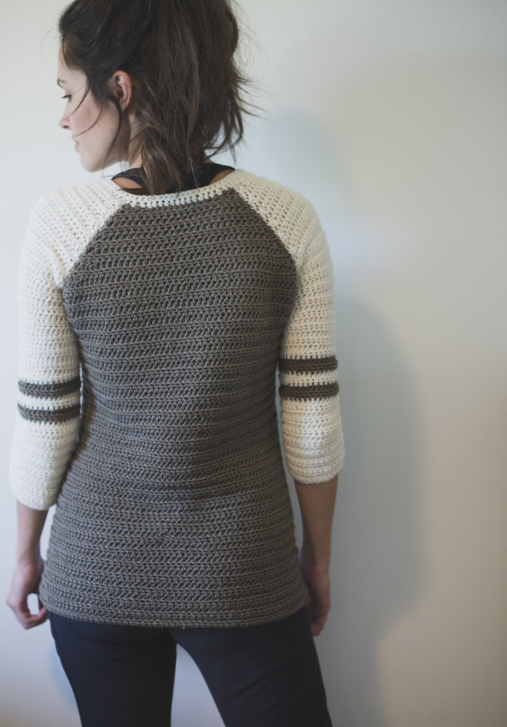 FREE Varsity Crochet Raglan Sweater Pattern - Crochet News