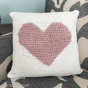 21 Crochet Heart Pillow Patterns - Crochet News