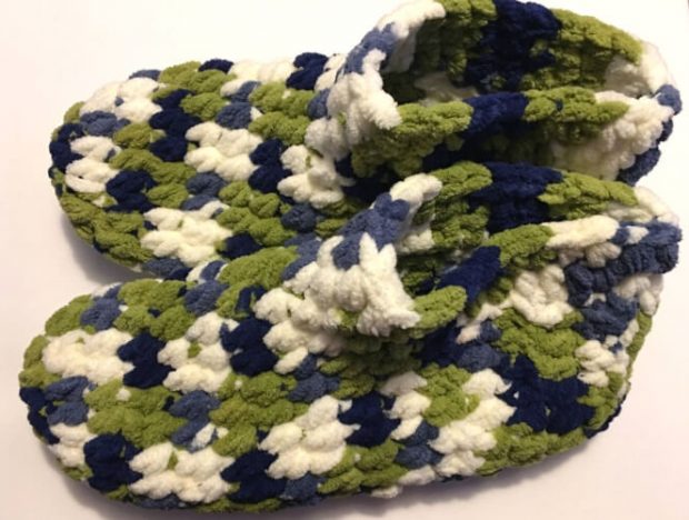 18 Comfy Mens Crochet Slippers Patterns - Crochet News