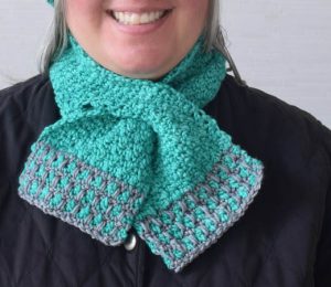 25 Keyhole Scarf Crochet Patterns - Crochet News