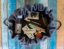 10 Crochet Makeup Bag Patterns - Crochet News