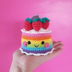 16 Crochet Cake Patterns - Crochet News