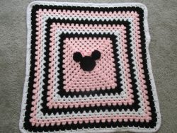 10 Crochet Minnie Mouse Blanket Patterns - Crochet News